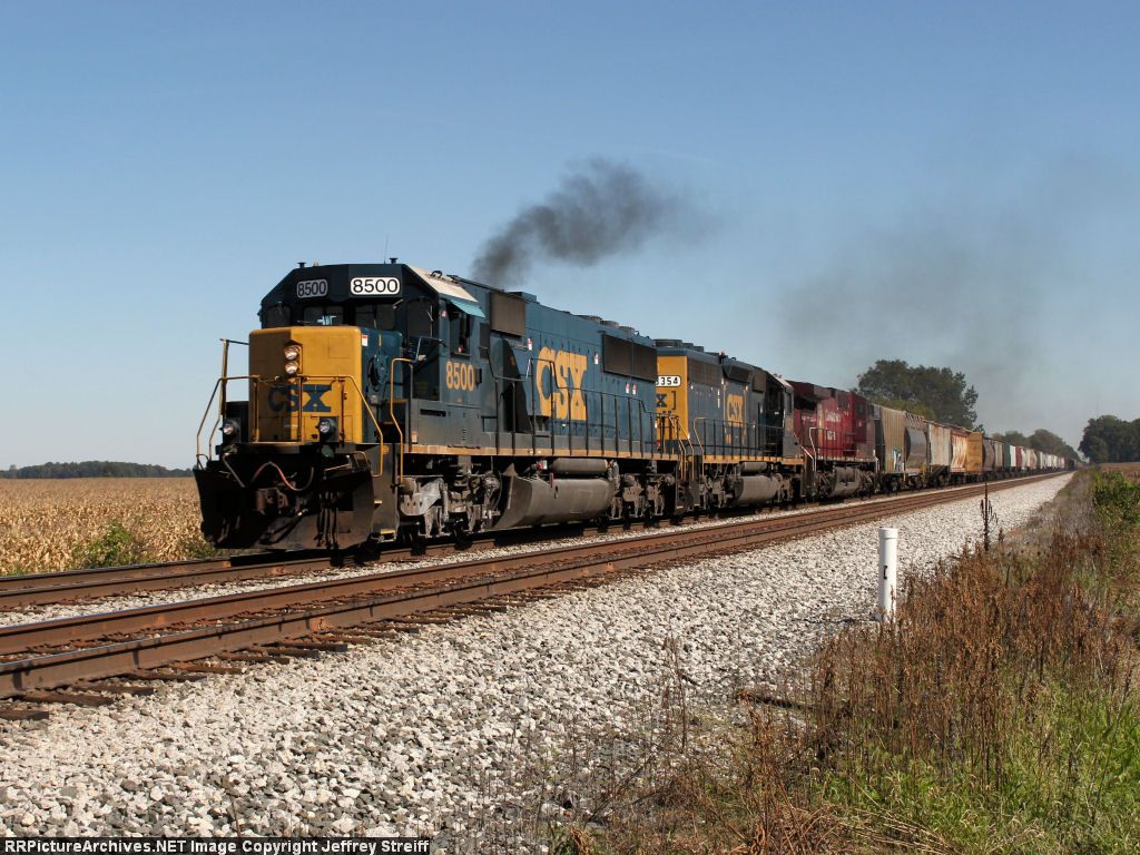CSXT 8500